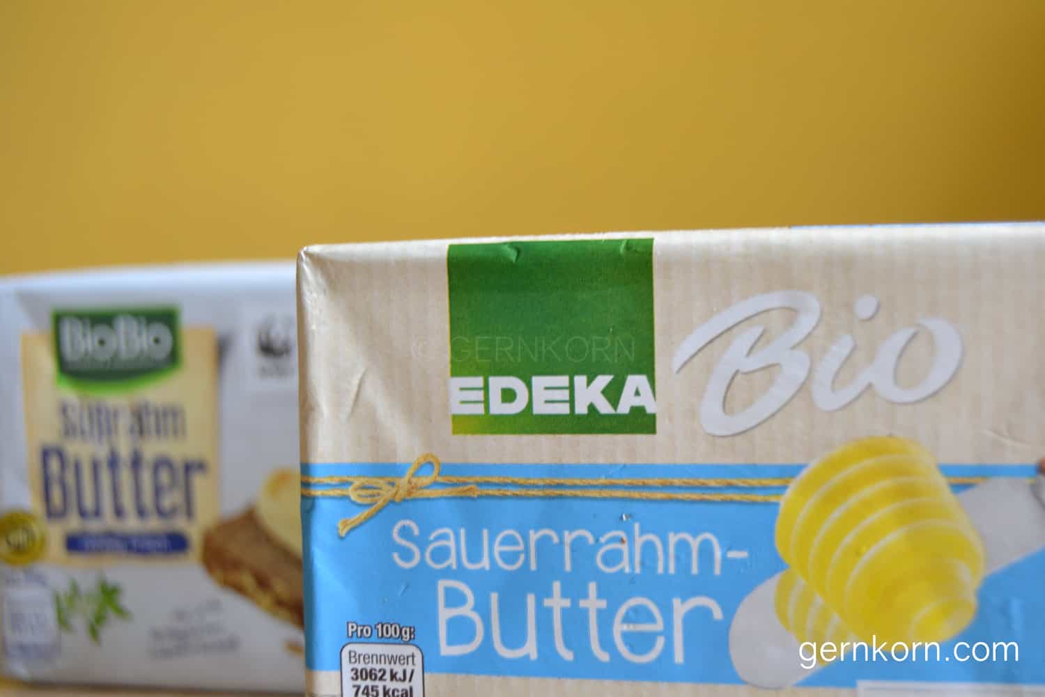 Zwei unterschiedliche Buttervarianten in Deutschland - GERNKORN 콘이좋아